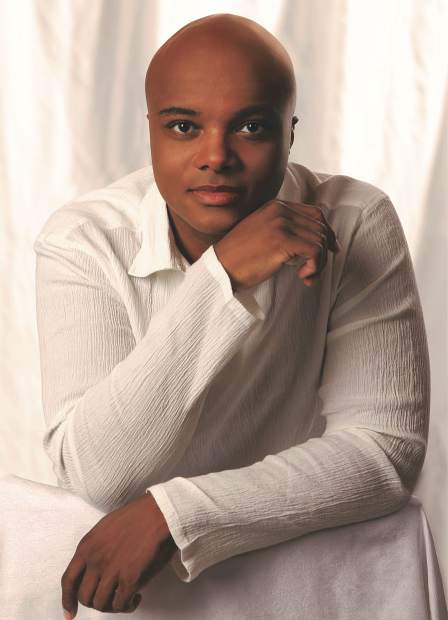 Glenwood Springs Community Concert Association hosts singer Leon ...