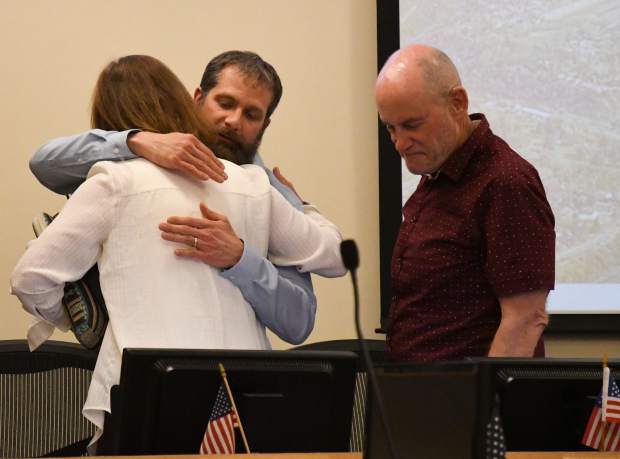 Glenwood Council selects Jonathan Godes as city’s 53rd mayor ...