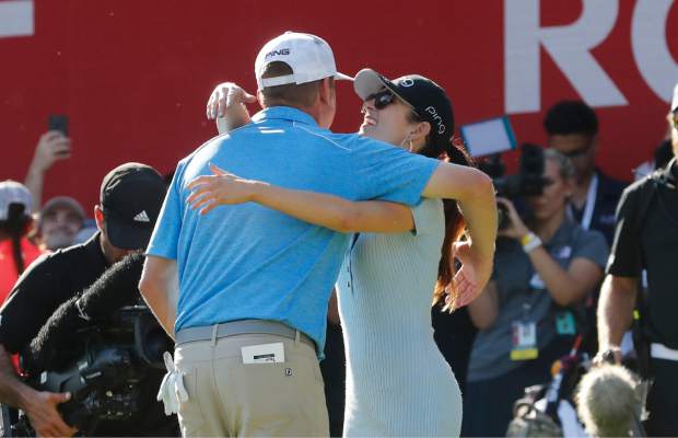 Lashley leads wire-to-wire in Detroit for 1st PGA Tour win ...