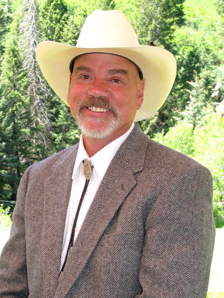 Soto seeks to cast wide net in bid for Garfield County commissioner ...