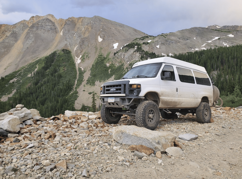 Peaks and valleys: Dan Hobbs and the self-supported 14er record ...