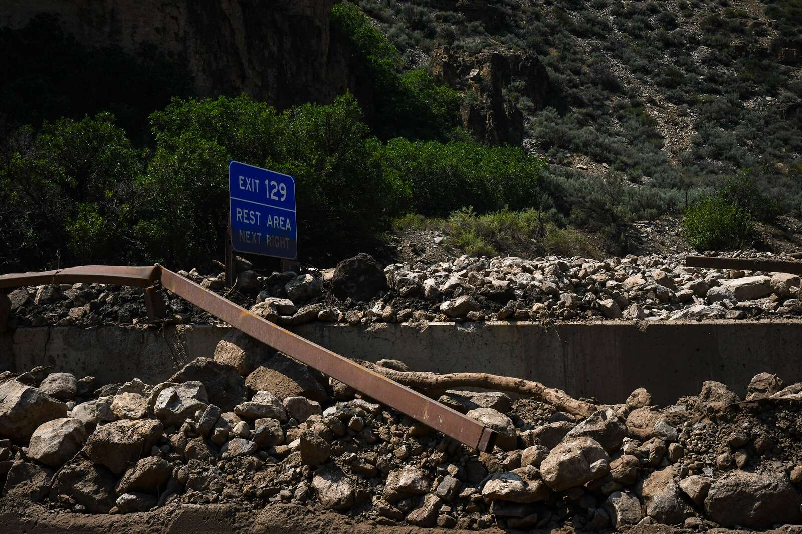 PHOTOS: Mud and debris slides on I-70 near Bair Ranch | PostIndependent.com