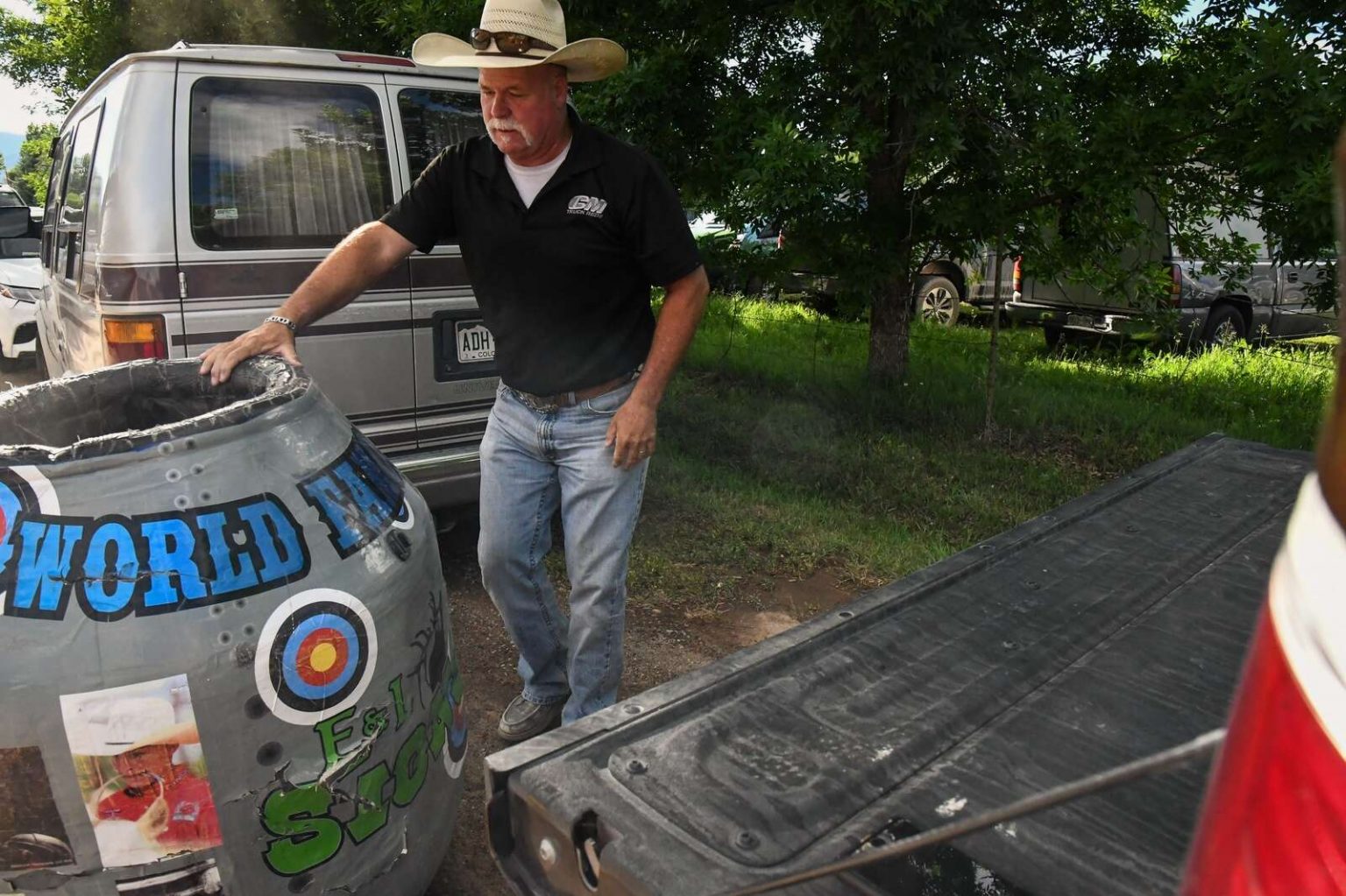 PHOTOS: ‘World Famous’ barrel man Mr. Joe Carr | PostIndependent.com
