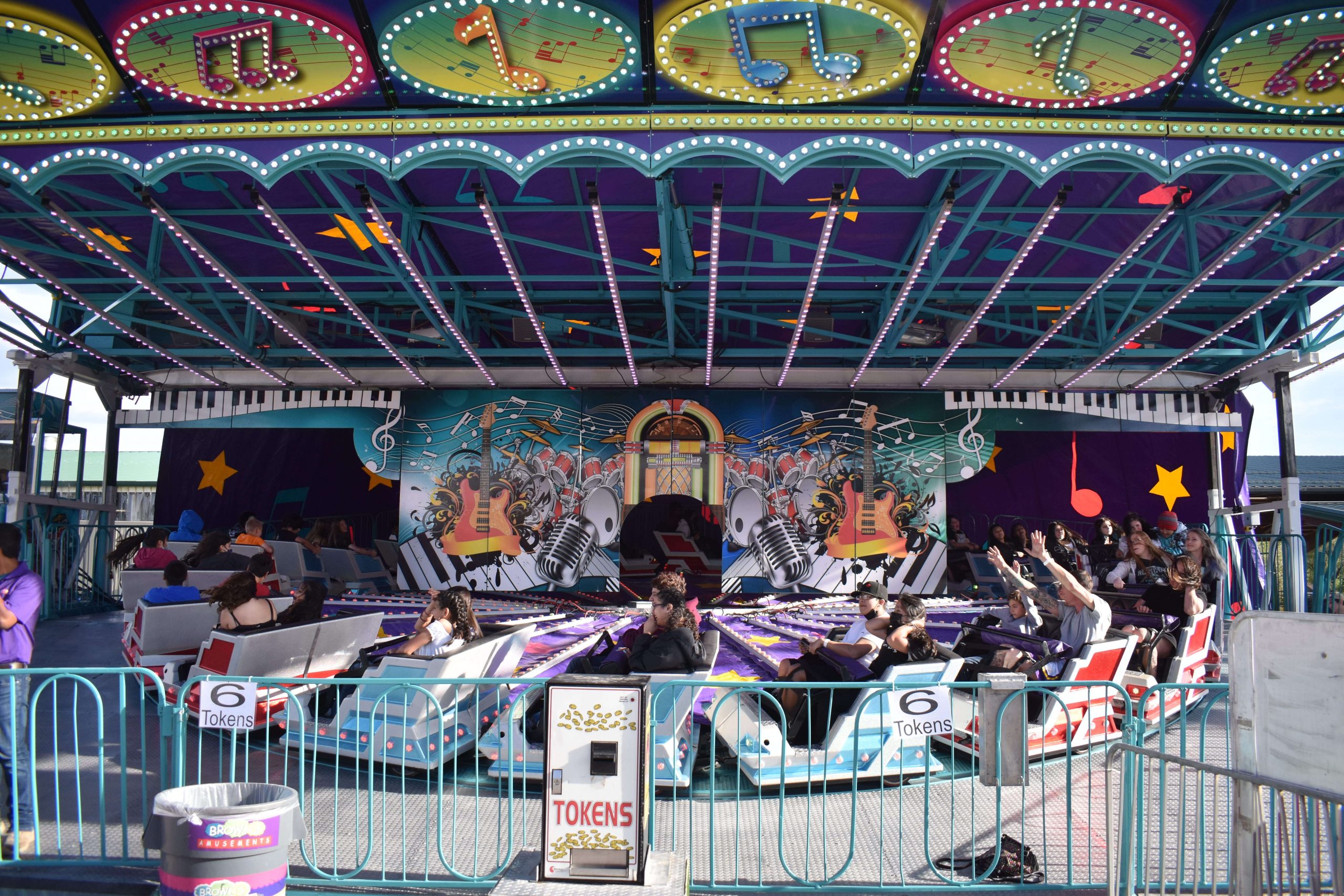 PHOTOS: Rides, food, music and fun at Rifle Rendezvous ...