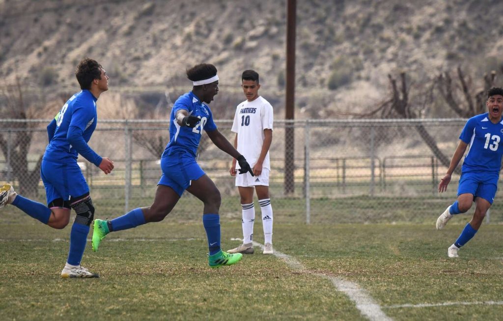 Coal Ridge opens 3A soccer playoffs with 3-0 win over Middle Park ...