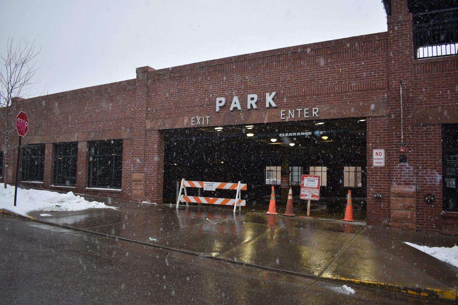 Unanswered questions about the parking garage closure in Glenwood ...