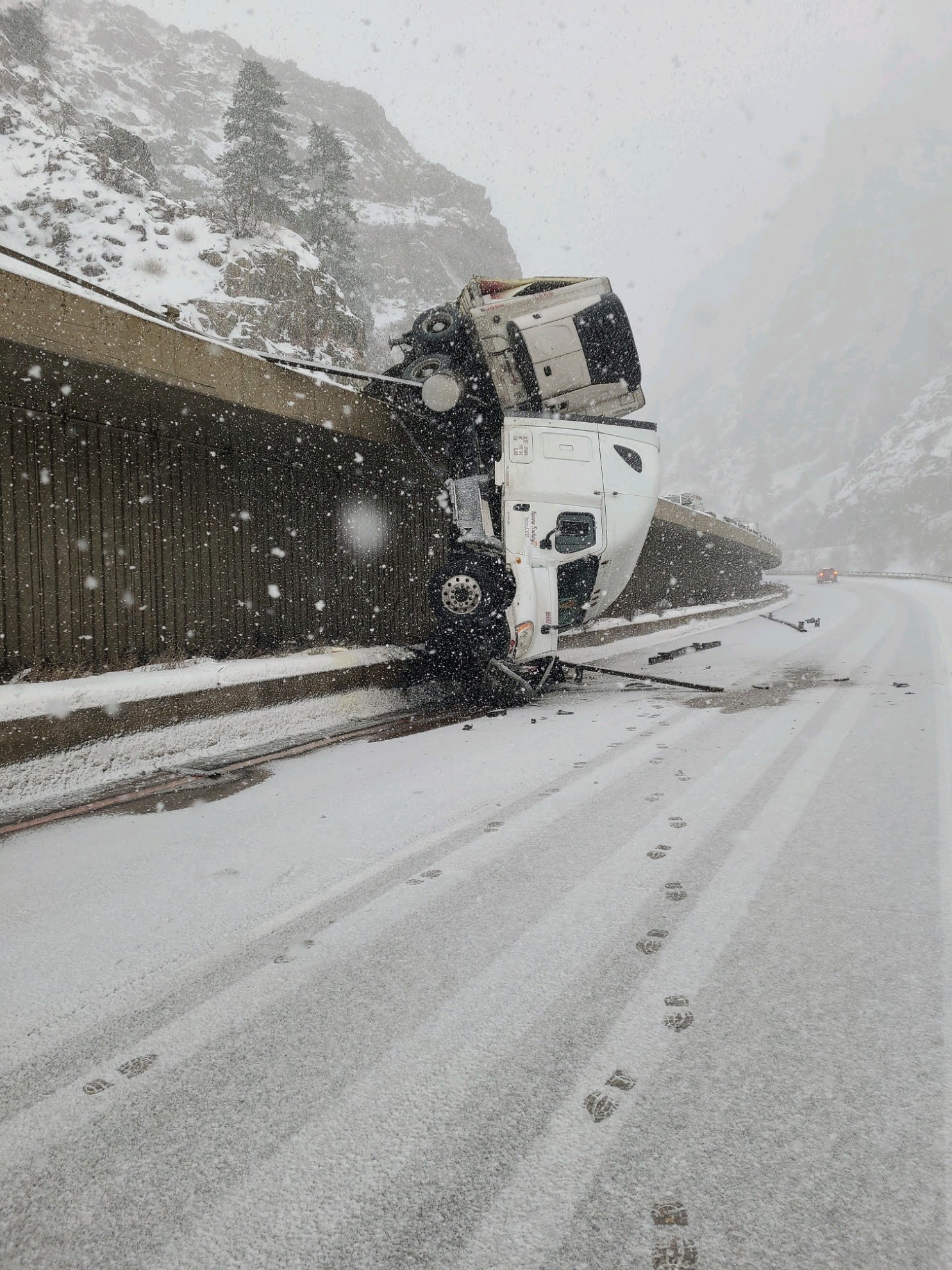Recent wrecks have Glenwood Canyon under scrutiny from Colorado ...