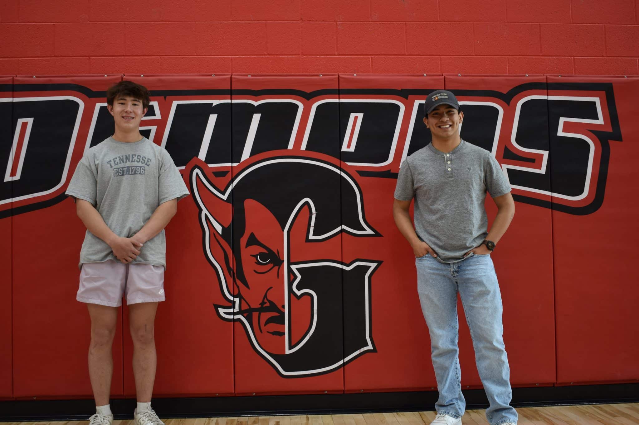 Duo of Glenwood High students receives Daniels Fund Scholarship ...