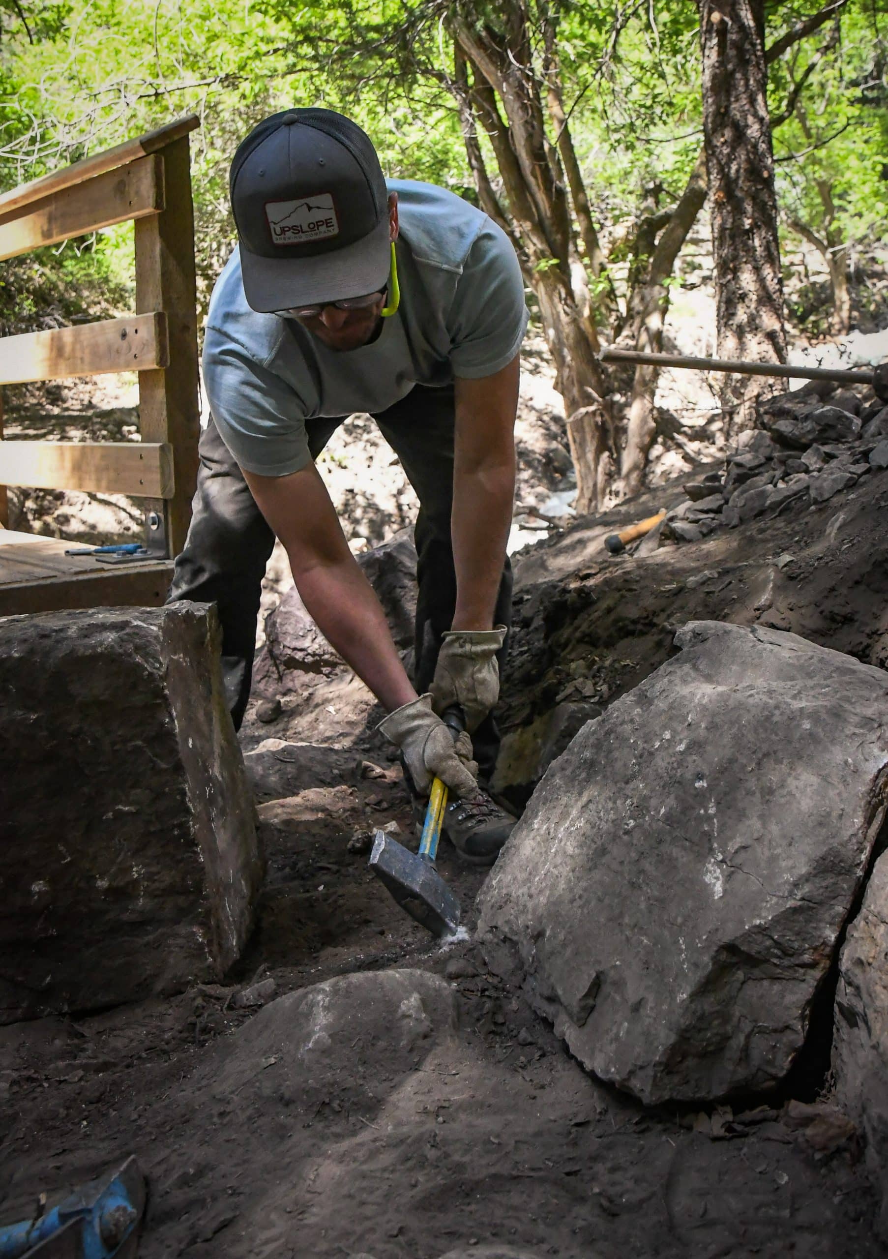 PHOTOS: Summit to Sea trail builders rebuild temporary, primitive trail ...