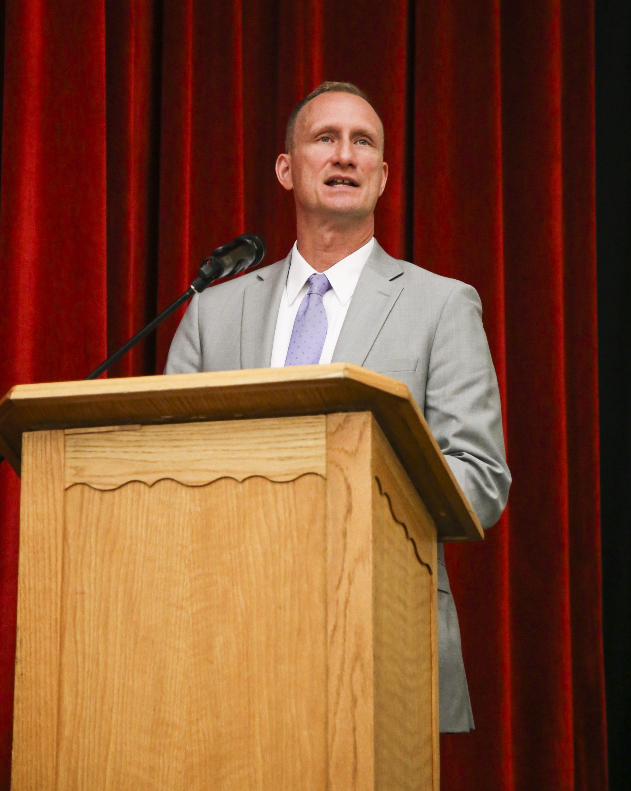 Rifle police chief candidates introduce themselves to residents ...