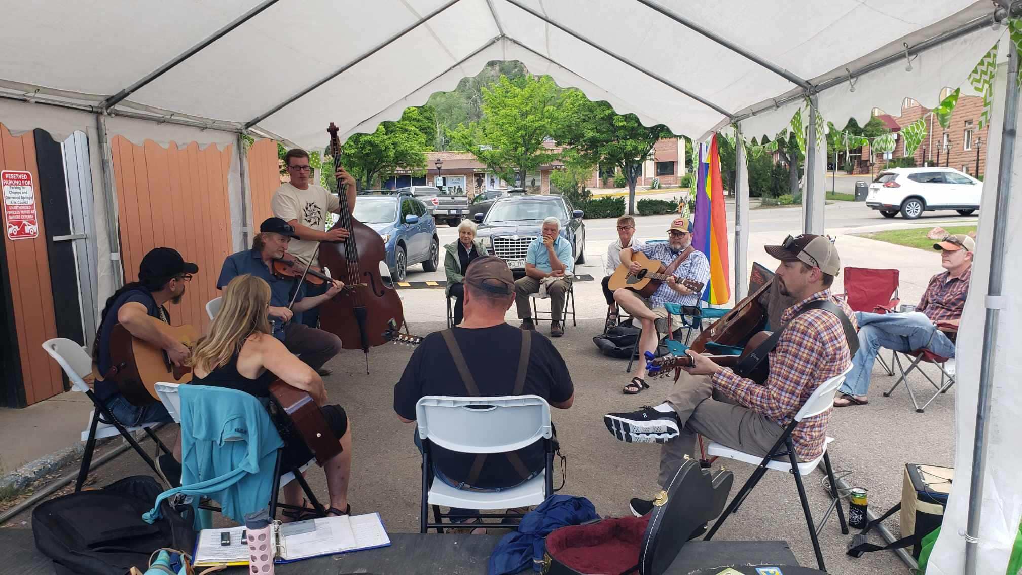 Valley Bluegrass Jam plants roots, grows sound in Glenwood Springs ...