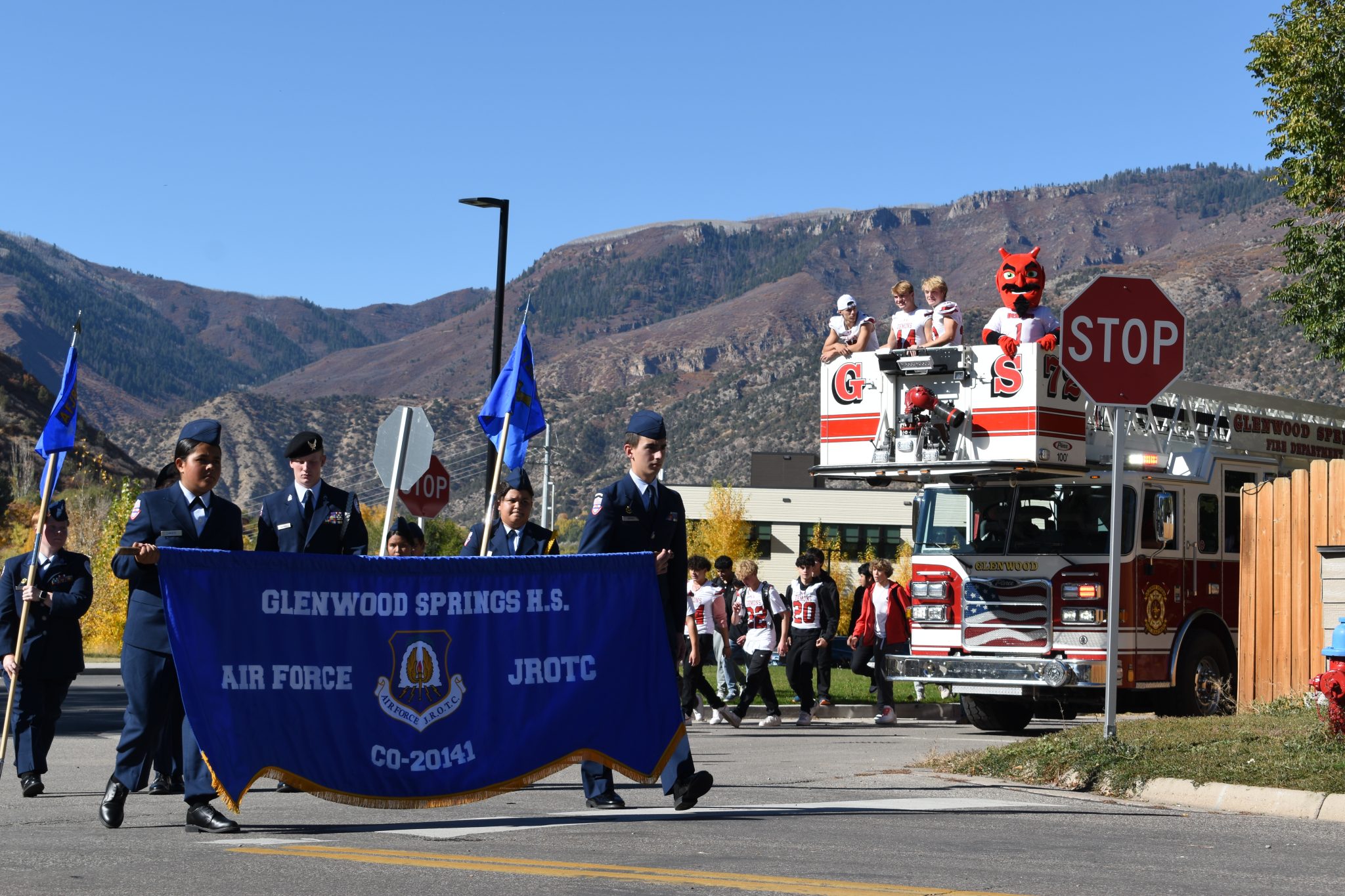 PHOTOS: Glenwood Springs High rolls down Pitkin Avenue during Friday’s ...