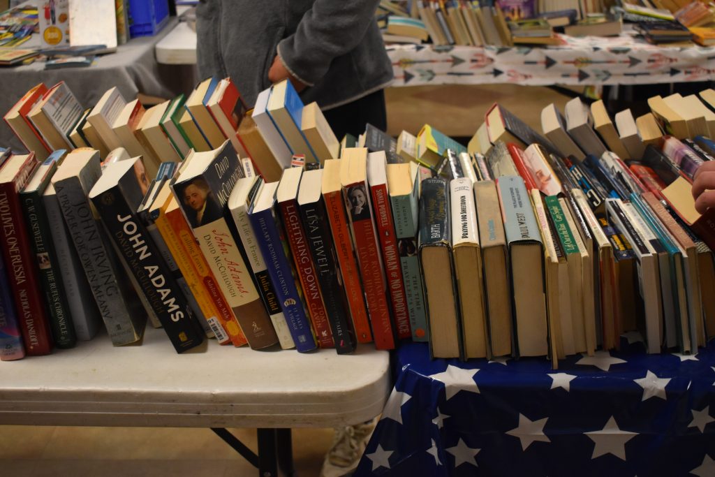 Book fair brings in a crowd in New Castle | PostIndependent.com