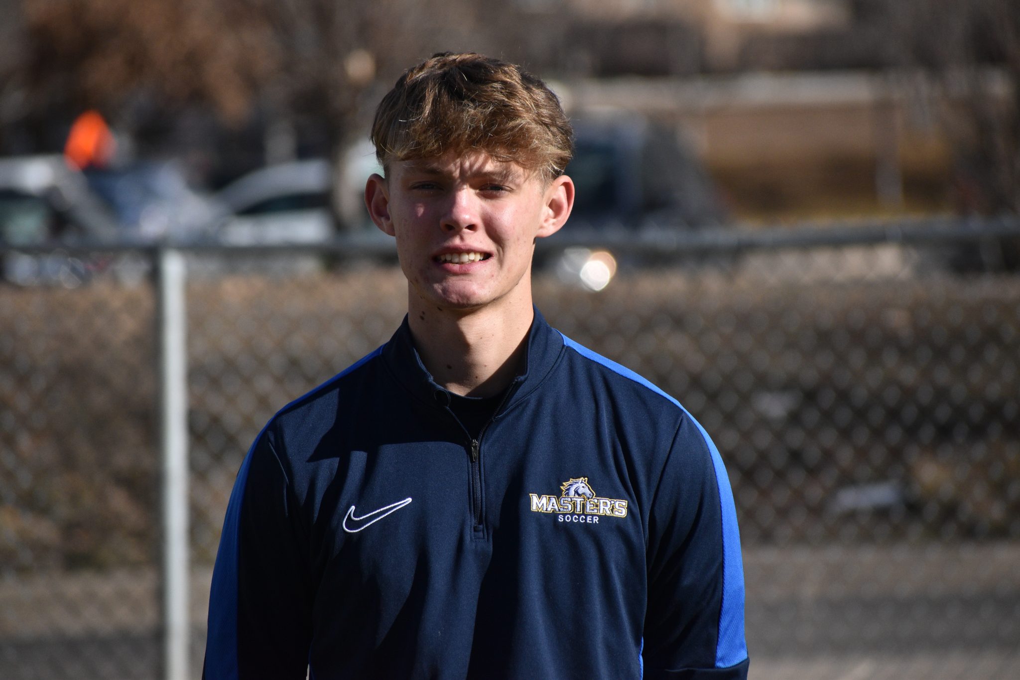 El viaje de infarto de Ezra Williams: Del campo de fútbol al triunfo ...