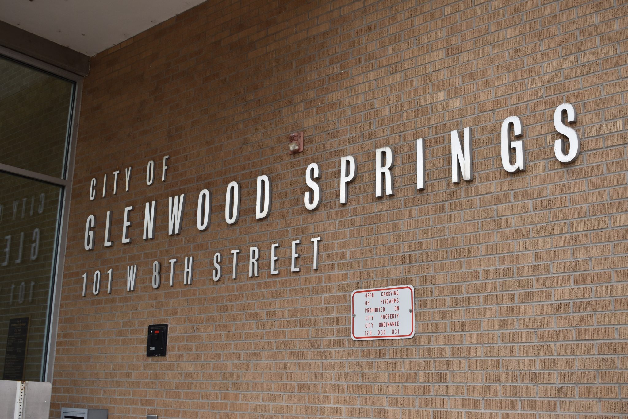 Glenwood Springs housing symposium offers real help for renters and buyers | PostIndependent.com