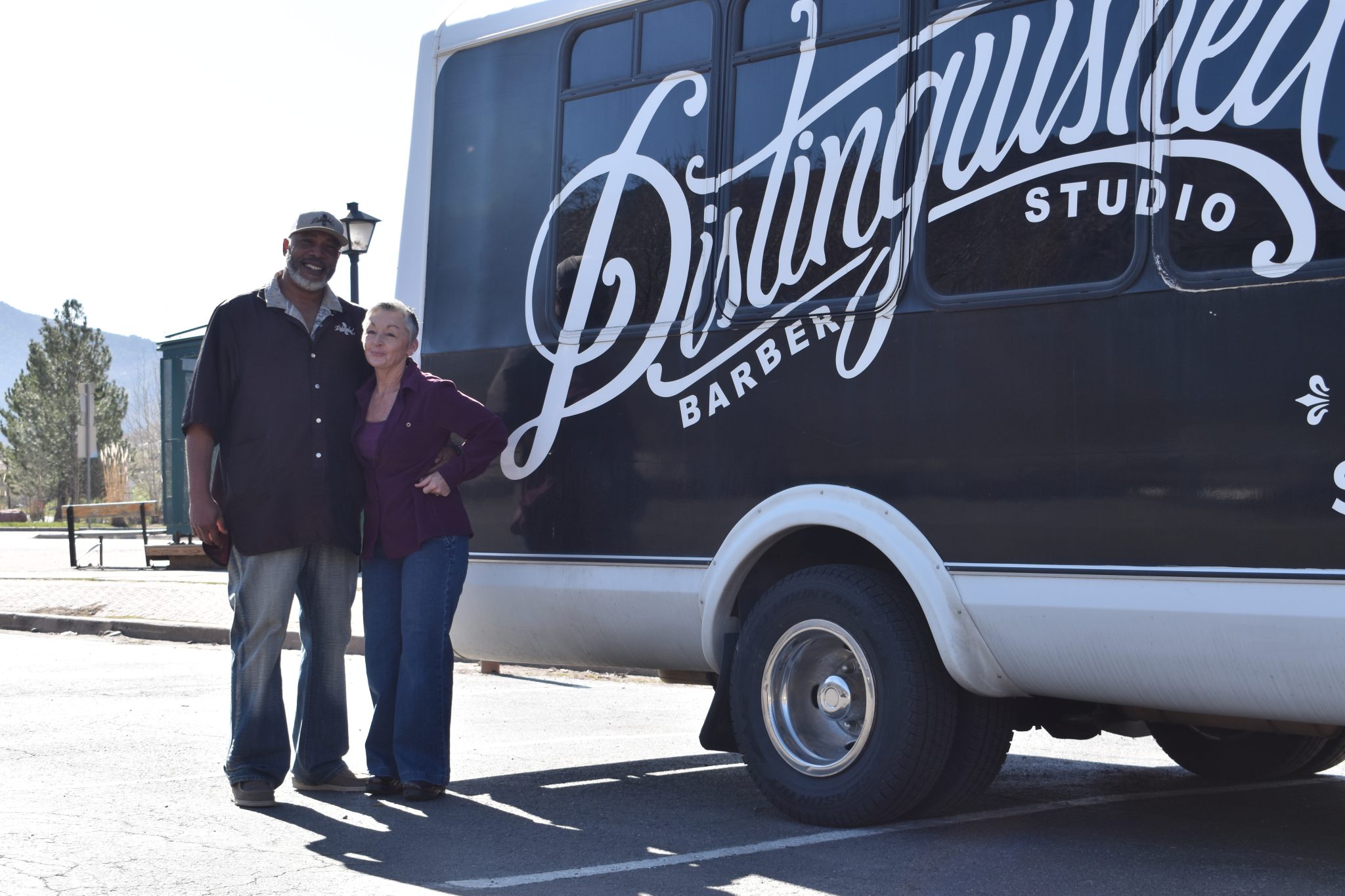 New ‘distinguished’ barber shop ‘rolls’ into Glenwood Springs — on ...
