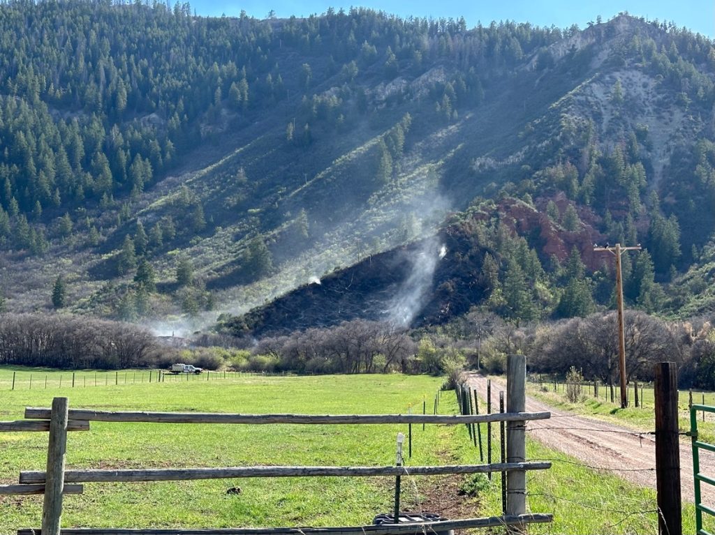 Wildfire burns 5 acres at base of Crown Mountain | PostIndependent.com