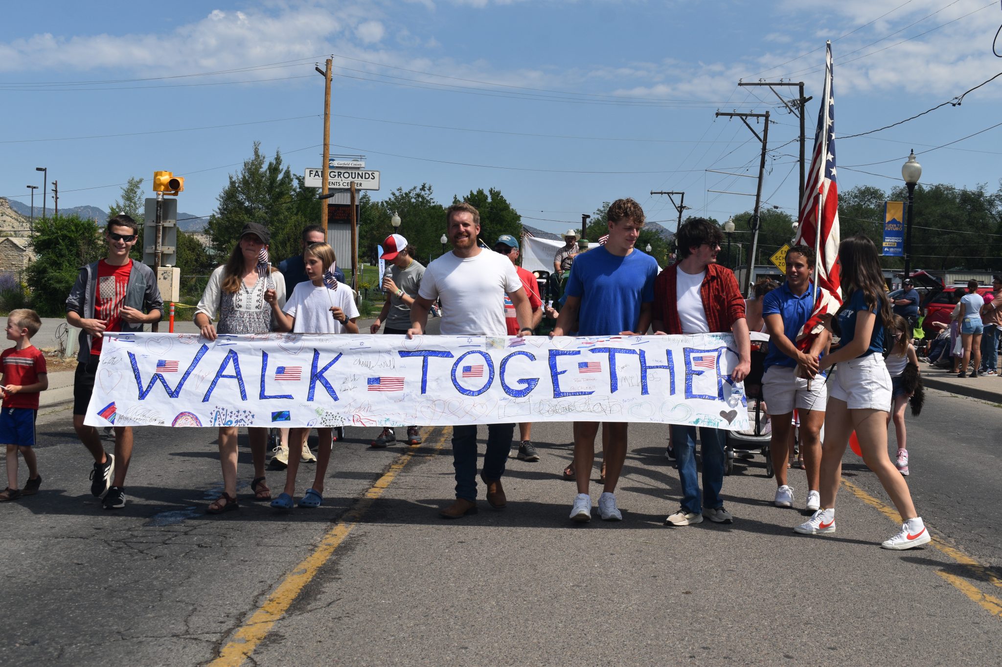 Waller y Velasco compiten por el Distrito 57 de la Cámara de ...