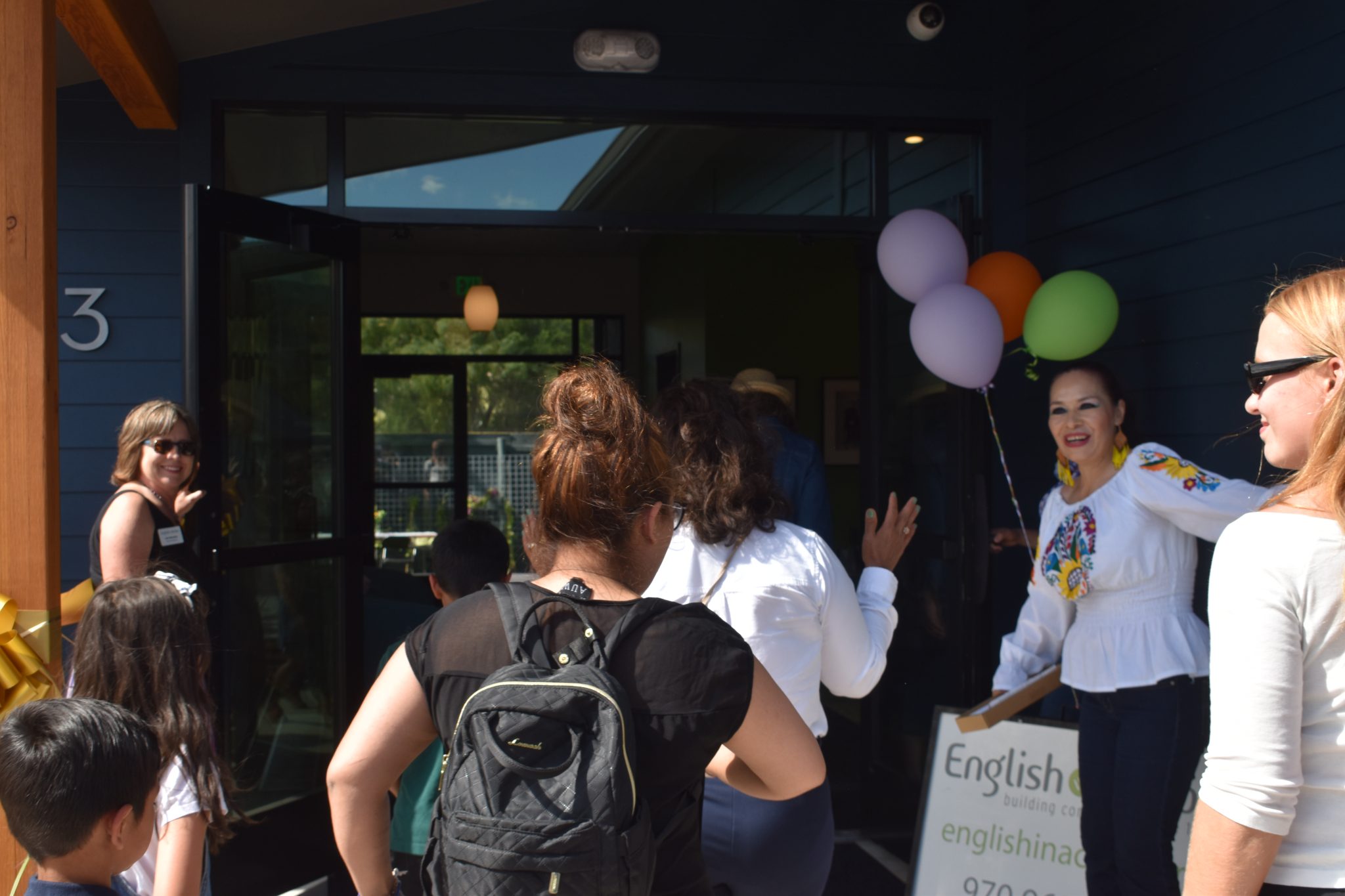 English In Action abre nuevo Centro de Comunicación en El Jebel | PostIndependent.com