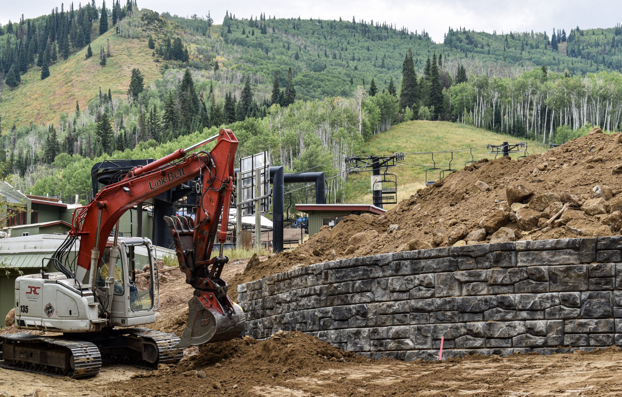Ushering in a new era: Sunlight Mountain Resort new lift construction ...