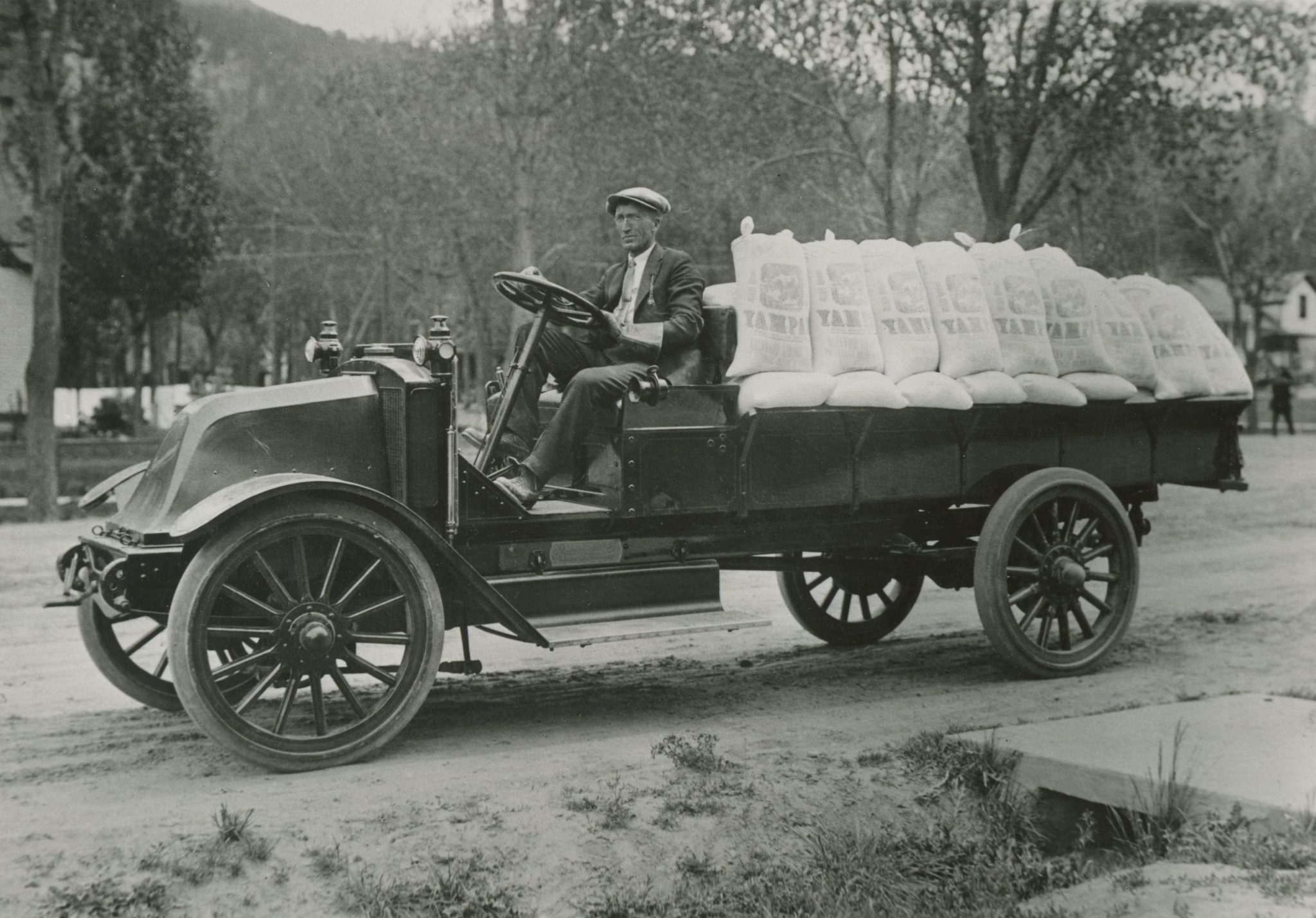 Glenwood Springs Historical Society archive: Yampah Flour delivery ...