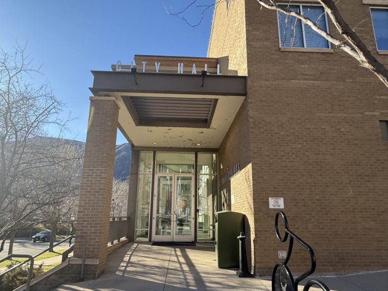 Glenwood Springs City Council hears renewed ICE concerns, explores ...
