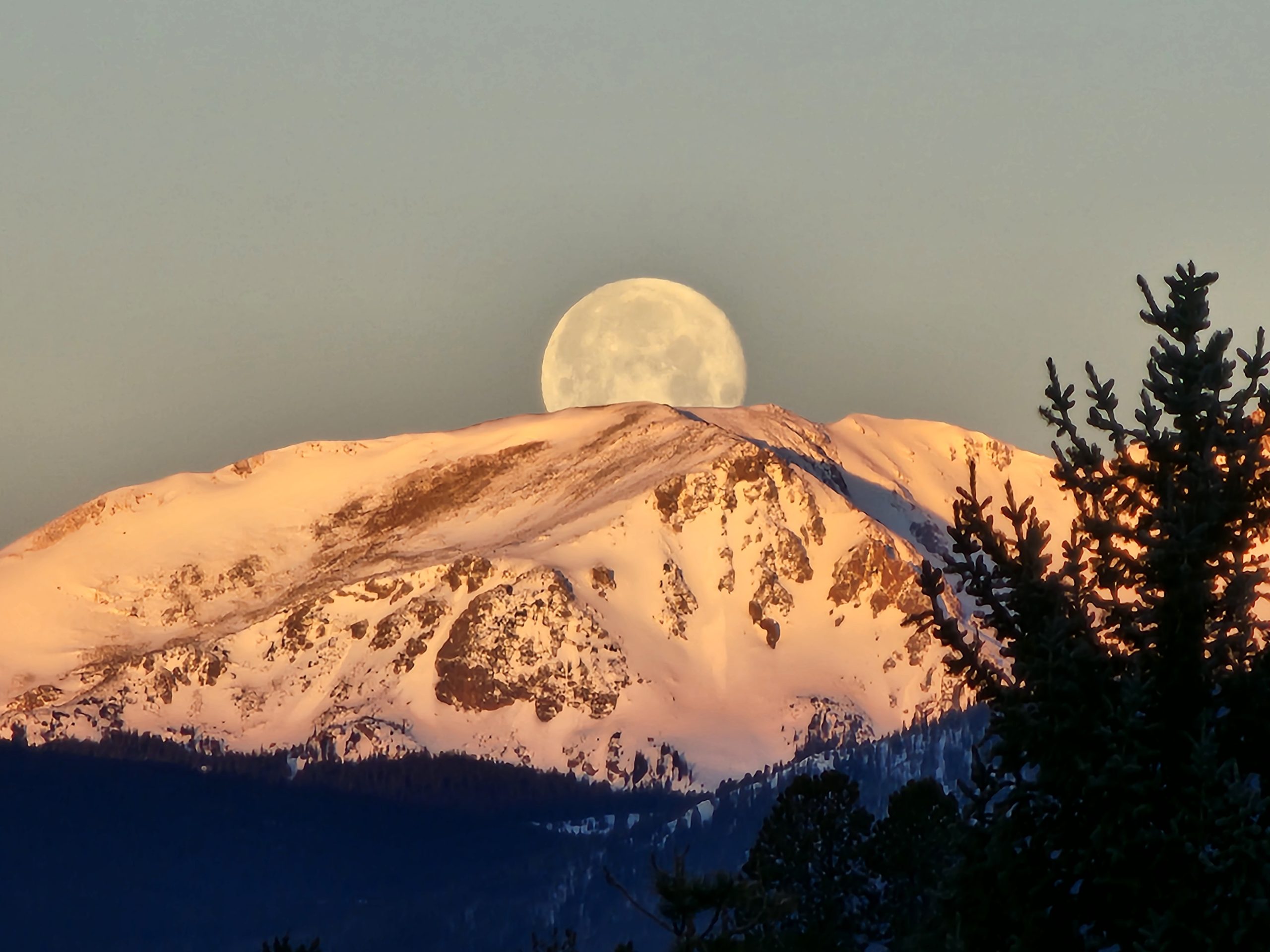 With warmer nights, May offers Colorado stargazers 2 meteor showers and ...
