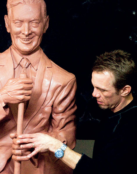 Eagle artist crafts life-sized bronze icons | VailDaily.com