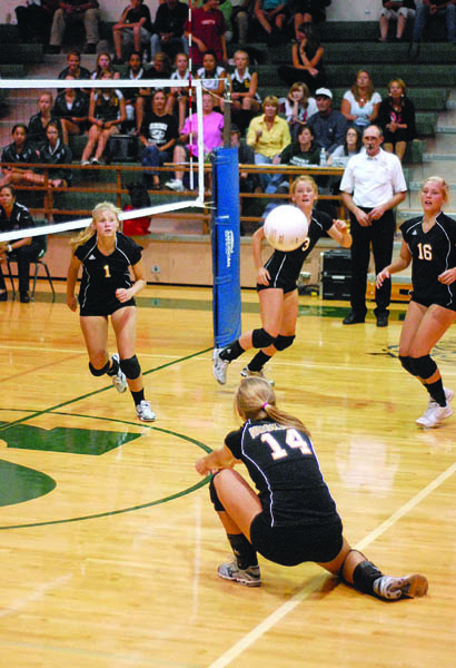 Vail Valley preps: Huskies spikers notch their ﬁrst win | VailDaily.com