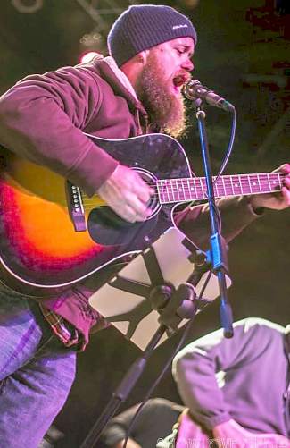 Sean healey performs | VailDaily.com