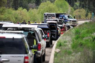 Officer shot in Glenwood Canyon; suspect dead | VailDaily.com
