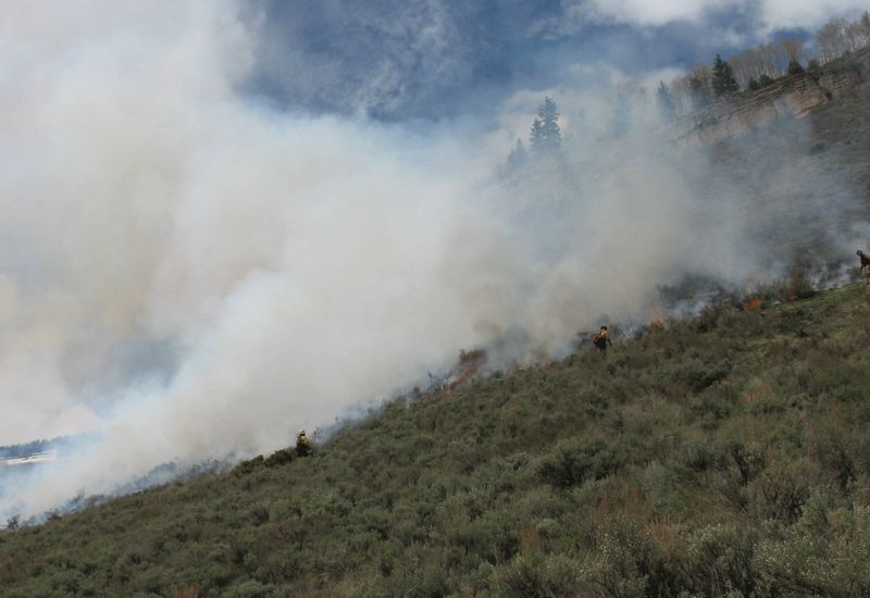 Forest Service issues draft decision on 3,000-acre Vail area fire ...