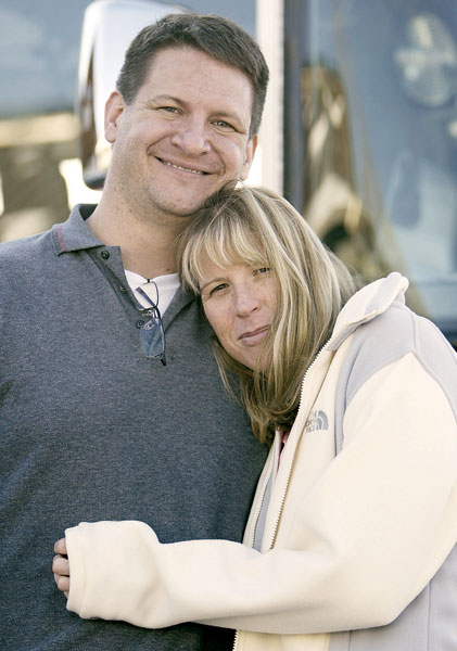 Edwards couple ties knot on TV | VailDaily.com