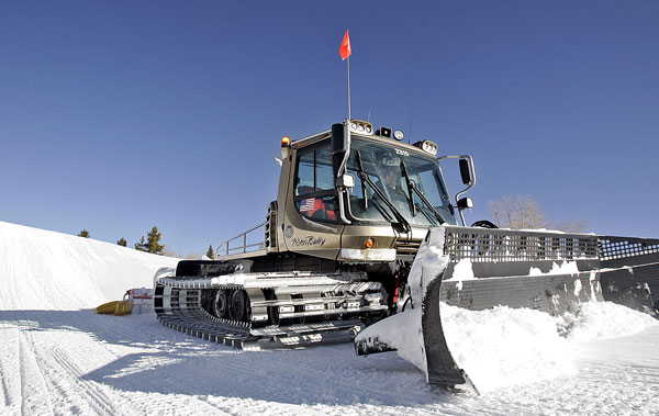 Snowcat driver is king of corduroy | VailDaily.com