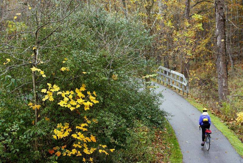 Cyclists bike Underground Railroad route | VailDaily.com
