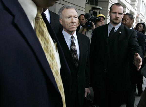 Scooter Libby gets 2 1/2 years in prison | VailDaily.com