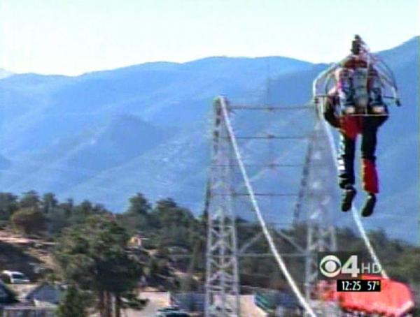 Daredevil crosses Royal Gorge using jet pack | VailDaily.com