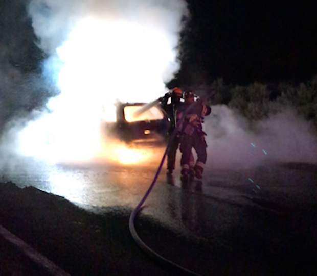 Fire crews extinguish Vail Valley vehicle fire in minutes | VailDaily.com