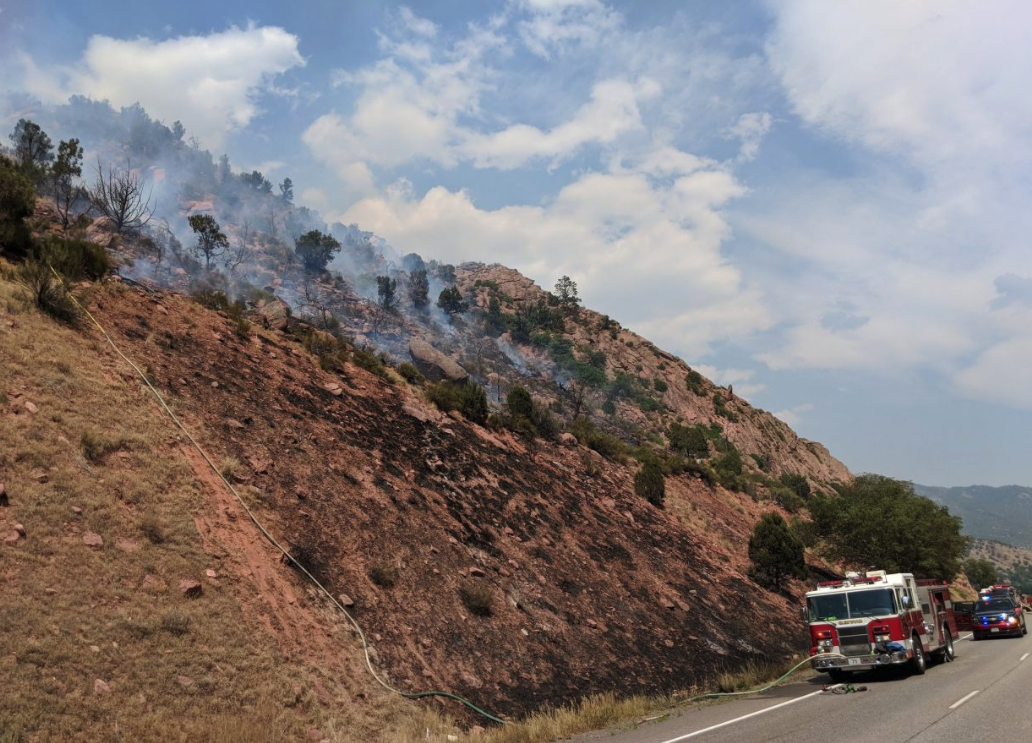 I-70 wildfire burning near Glenwood Springs in South Canyon now 90 ...