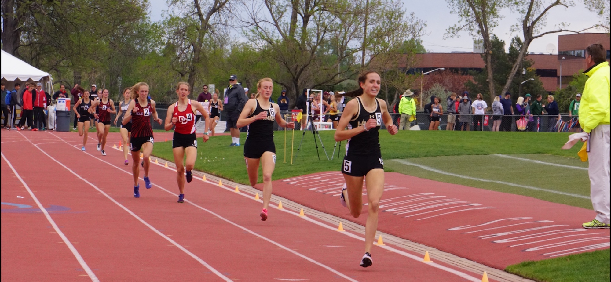 Battle Mountain’s Lizzie and Naomi go 1-2 in 1,600 | VailDaily.com
