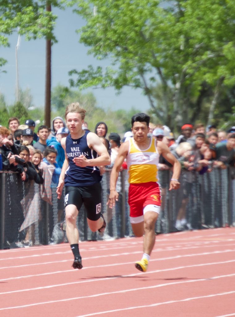Vail Christian’s Kinsella golden in 200 | VailDaily.com