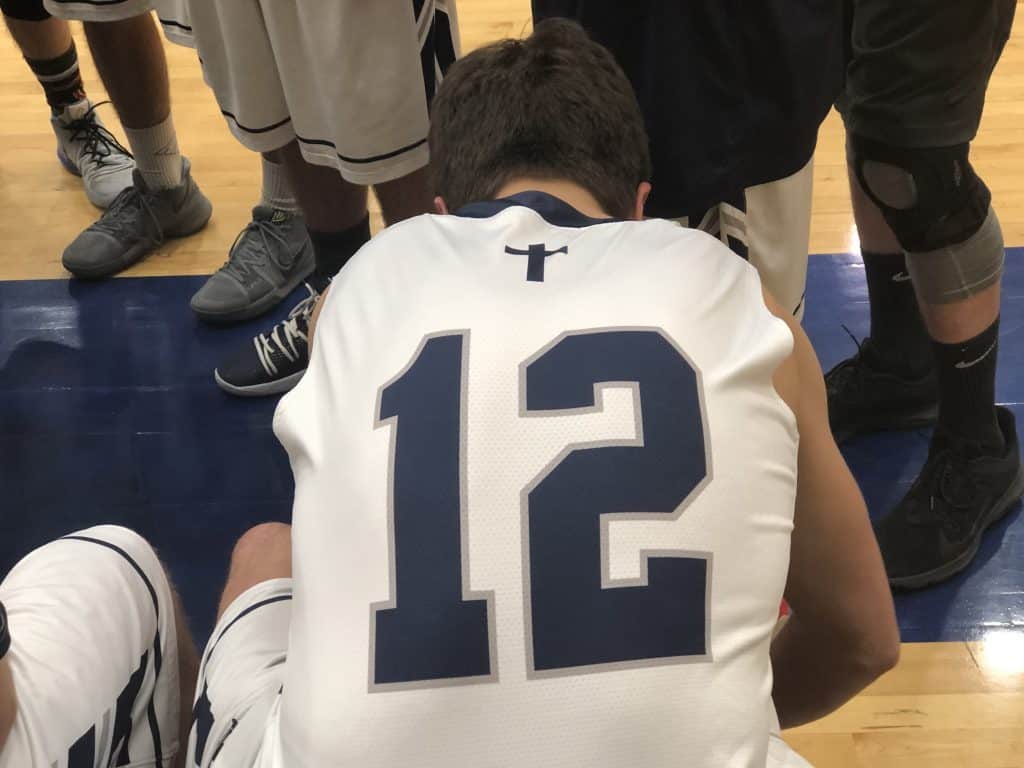 Vail Christian hoops takes down Mustangs | VailDaily.com
