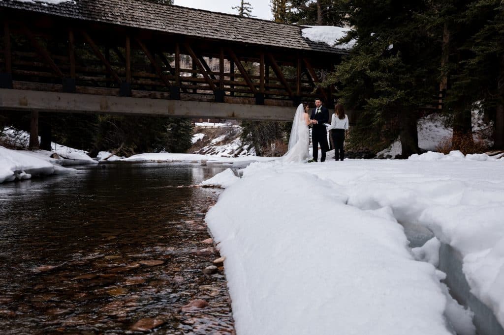 The coronavirus can’t stop wedded bliss in Vail for Florida couple ...