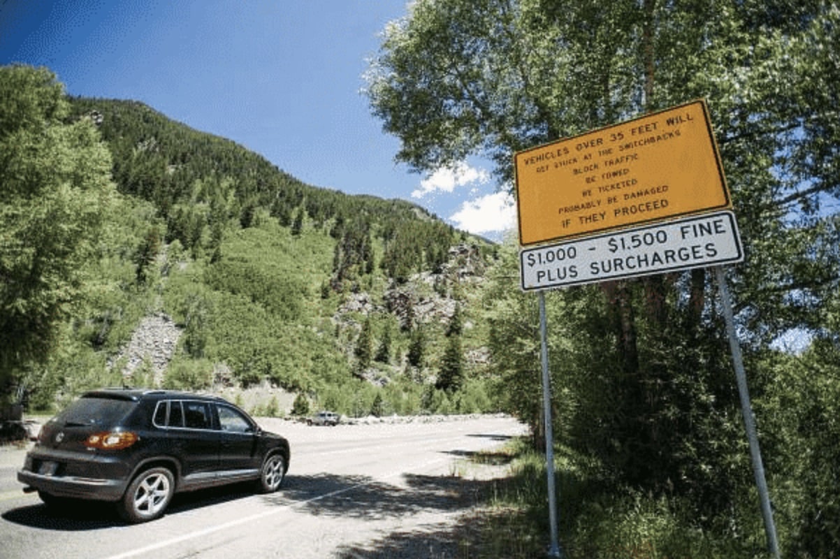 Despite Independence Pass signs, truckers still not getting message ...