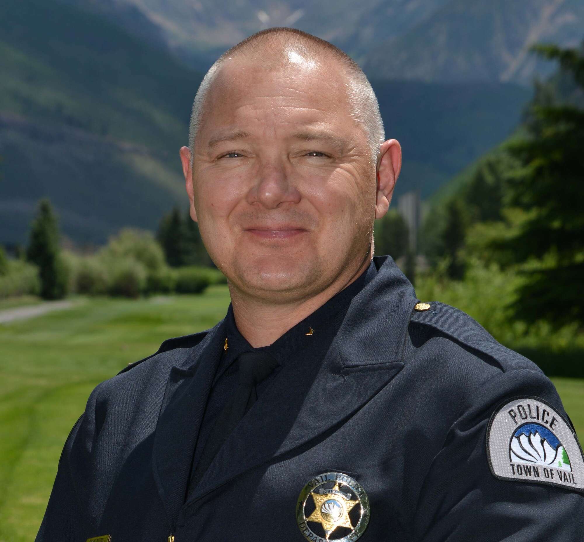 Craig Bettis, longtime police officer in Vail is hanging up his badge ...