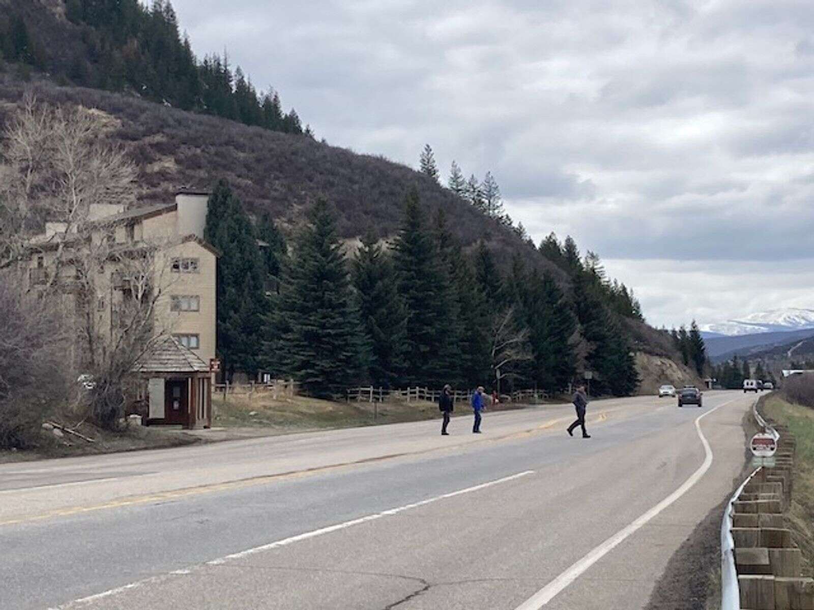 What is the safest way to cross US Highway 6? Avon seeks solution for ...