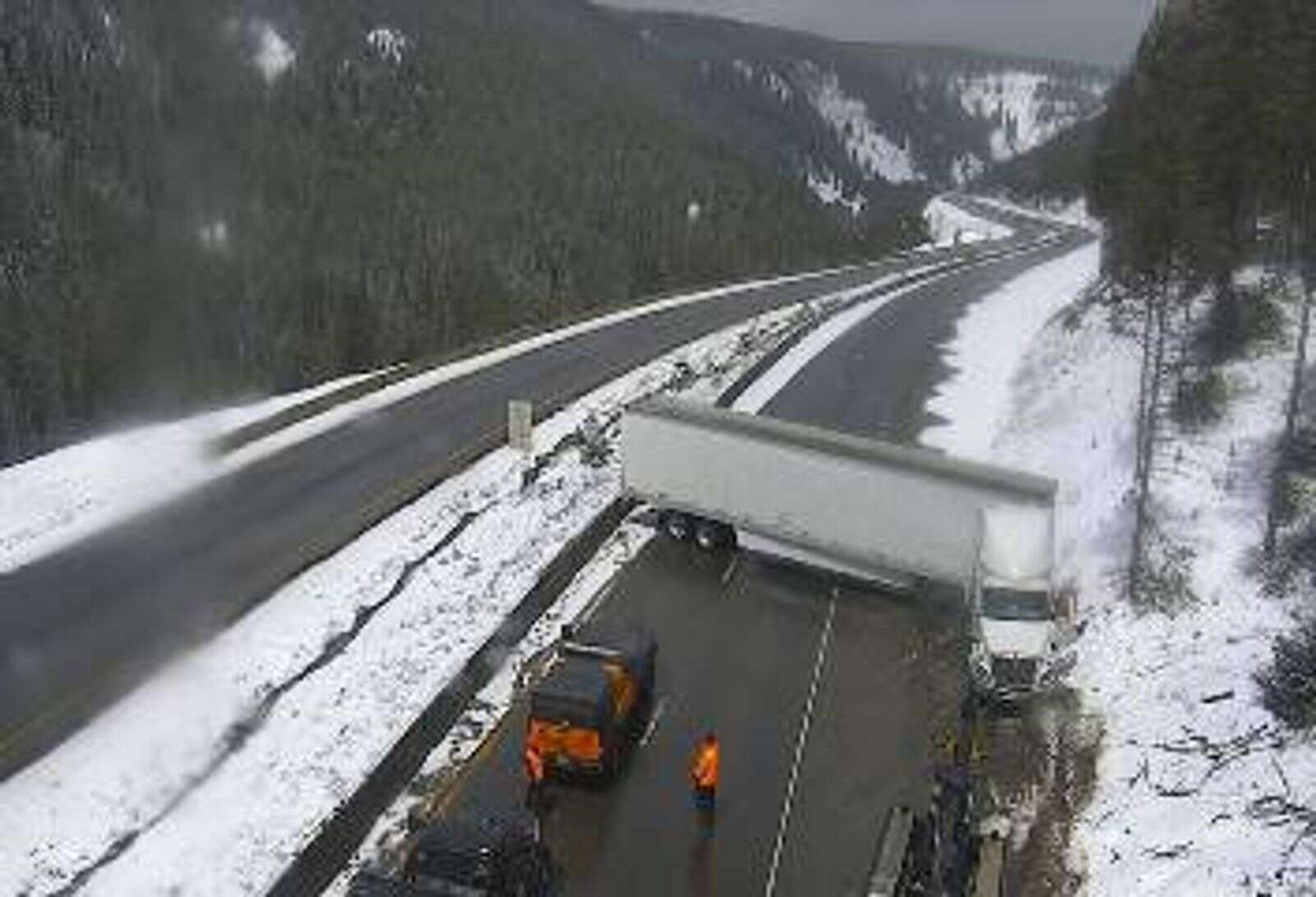 I-70 at Vail Pass reopens | VailDaily.com