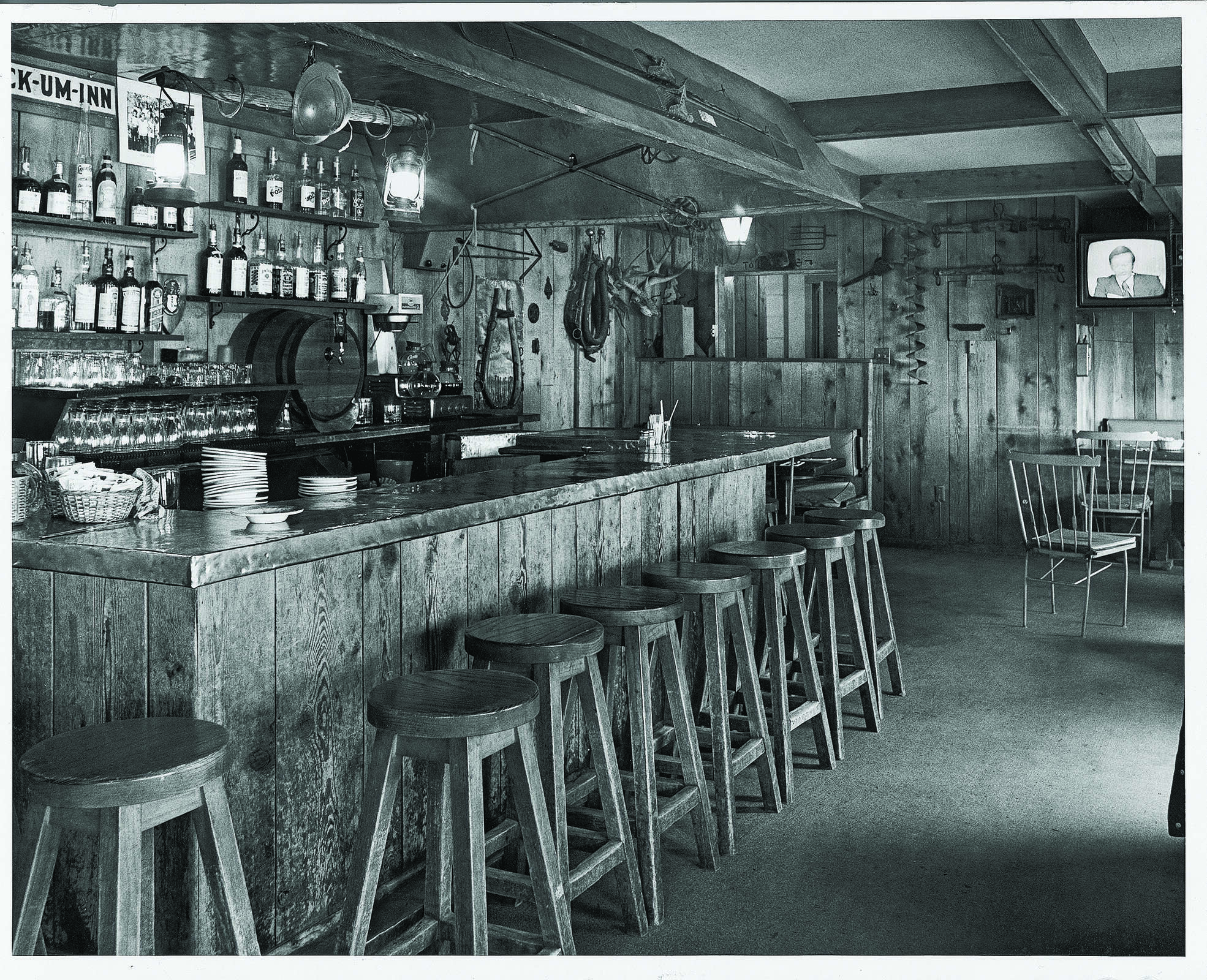 Ski town, get down: In Vail’s early days, the local watering holes were ...