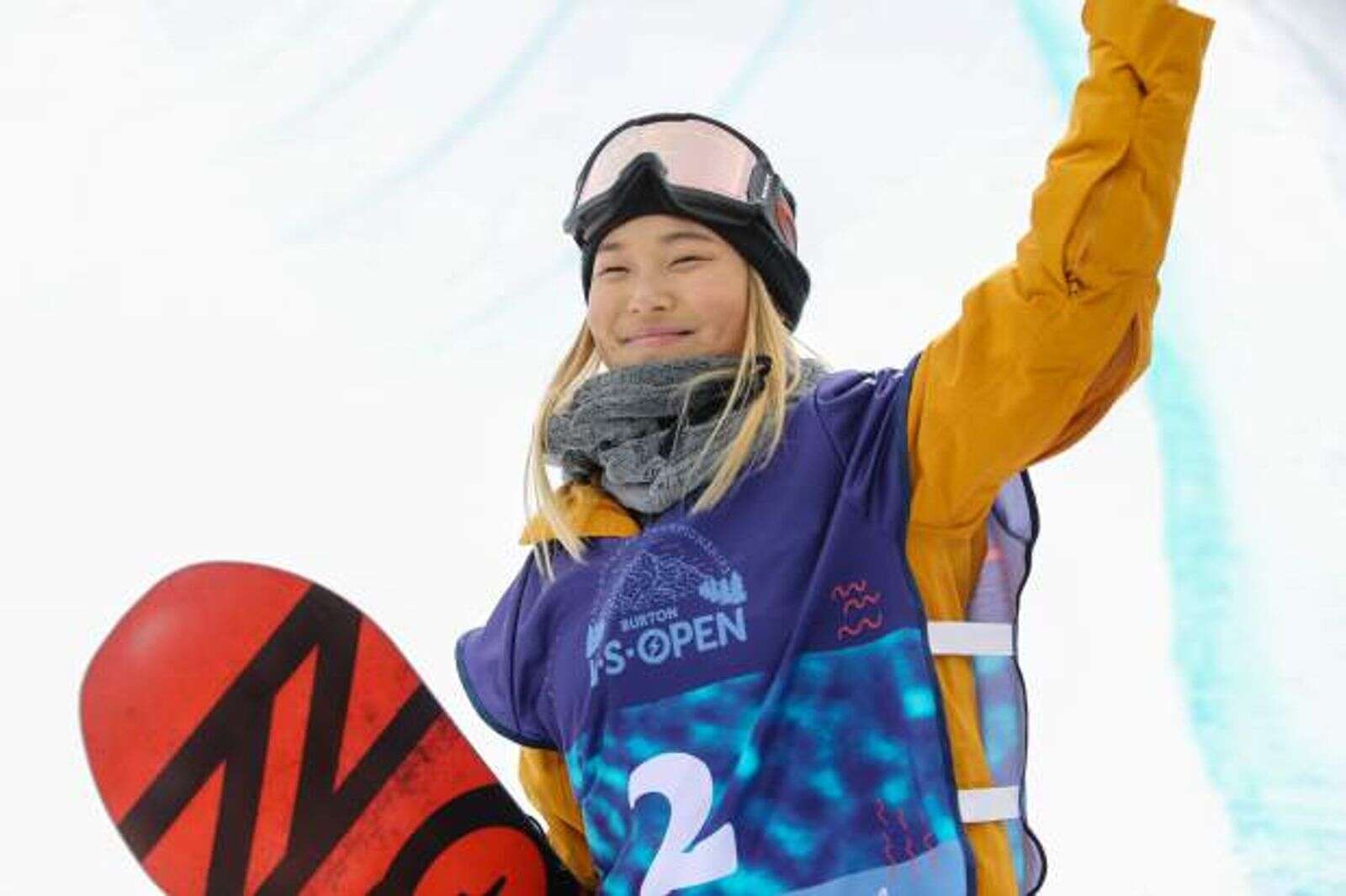Chloe Kim shows off singing skills as Jellyfish on The Masked Singer ...
