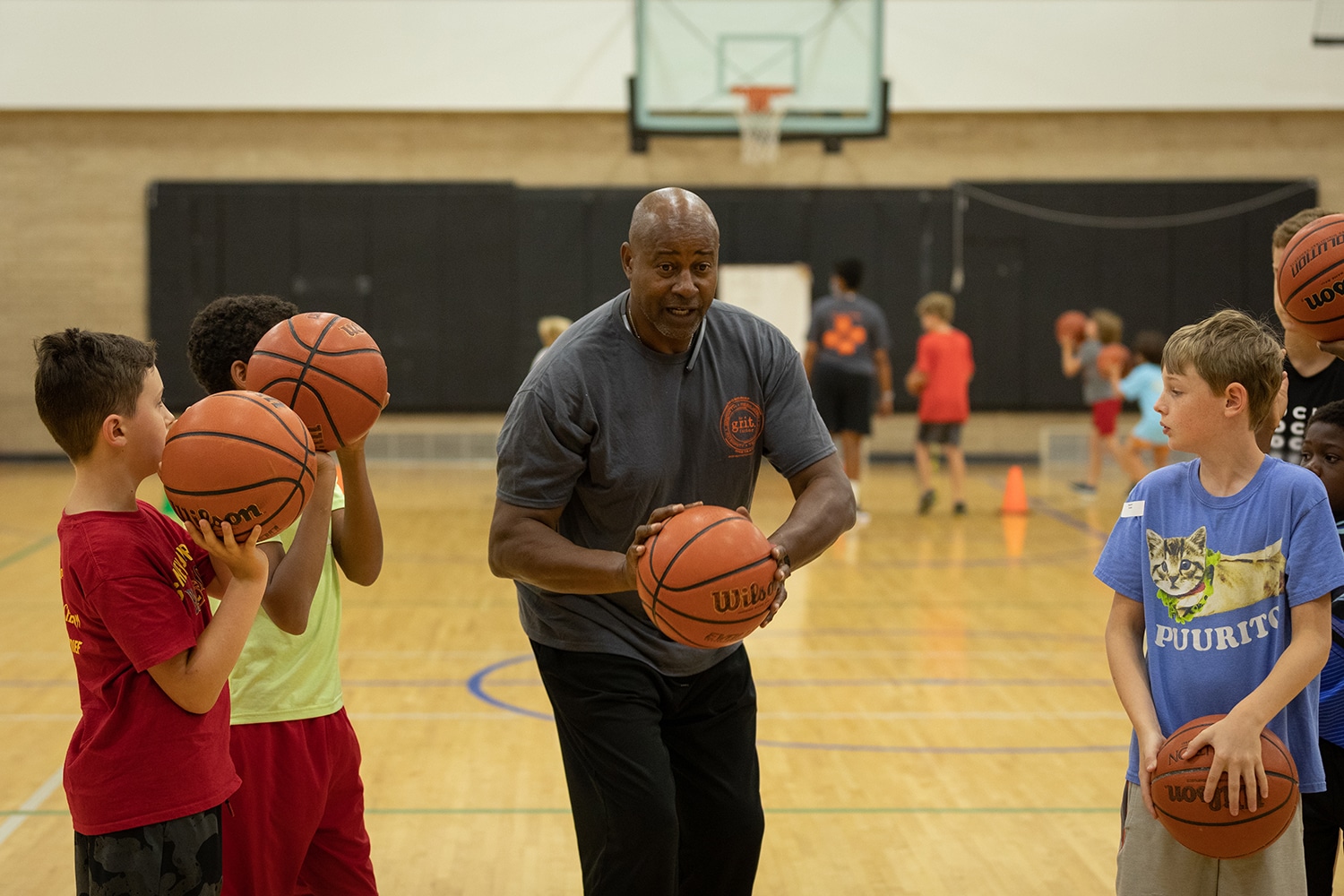 Sidney Moncrief will be back in Vail for his Back 2 Basics basketball academy | VailDaily.com